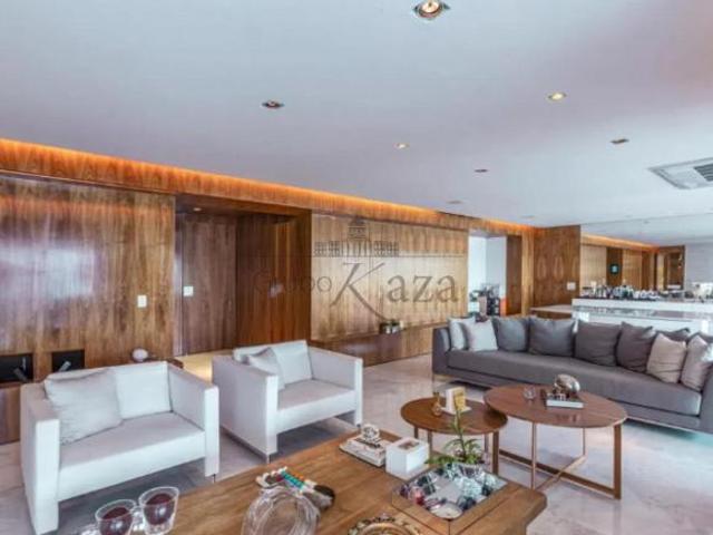 Apartamento Vila Uberabinha 3 Dormitórios 355,66m²