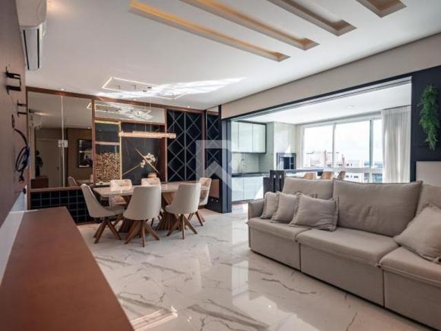 Apartamento Vista Livre e Andar Alto, 3 quartos e 2 vagas para venda, 131 m² – Ecoville – Curitiba/P