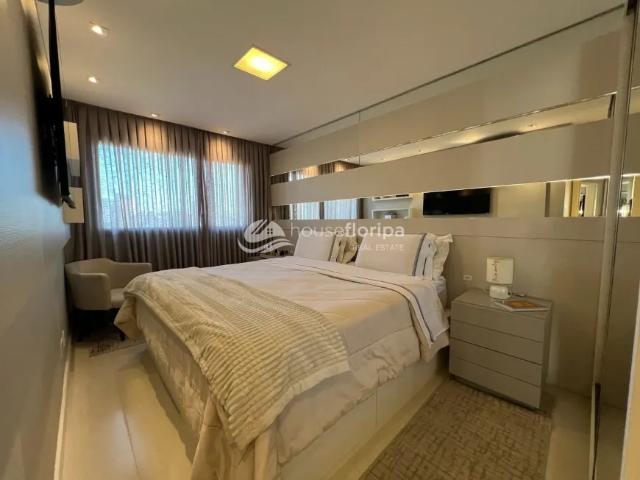 Apartamento vista mar, 3 dormitórios, com todos os planejados e condomínio completo à venda, Estrei