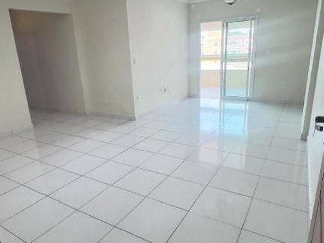 Apartamento vista mar 3 quartos sendo 2 suítes à venda por R$700.000 Ocian 100 metros da praia