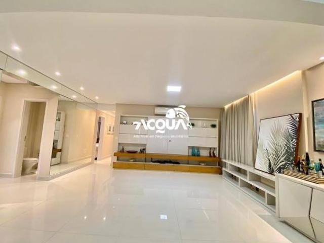 Apartamento vista mar a venda na Praia da Enseada