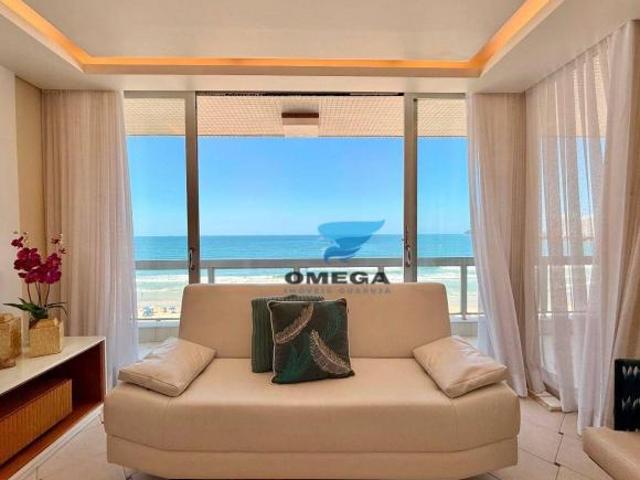 Apartamento vista mar à venda na praia das Pitangueiras no Guarujá I Omega Imoveis