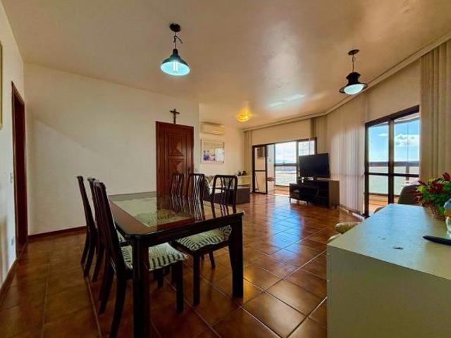Apartamento à Beira Mar à venda na Astúrias no Guarujá, SP | QVista Inteligên.
