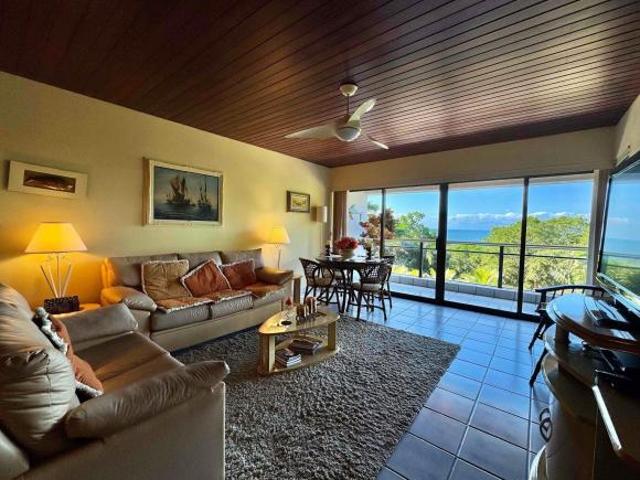 Apartamento à Beira Mar à Venda na Enseada no Guarujá | Qvista inteligência i.