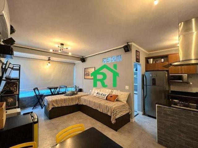 Apartamento à beira mar com 1 quarto 1 suíte, 1 vaga e lazer à venda no Tombo, Guarujá