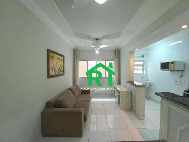 Apartamento à beira mar com 2 Dormitórios, 1 banheiro social, 1 vaga Enseada Guarujá/SP