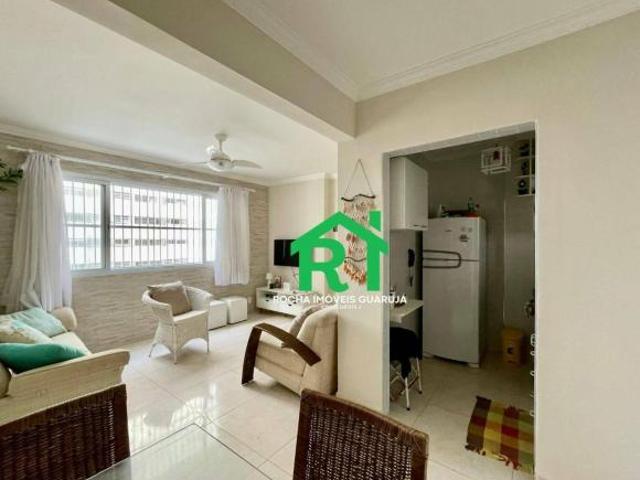 Apartamento à beira mar com 2 quartos e 2 banheiros à venda em Pitangueiras, Guarujá