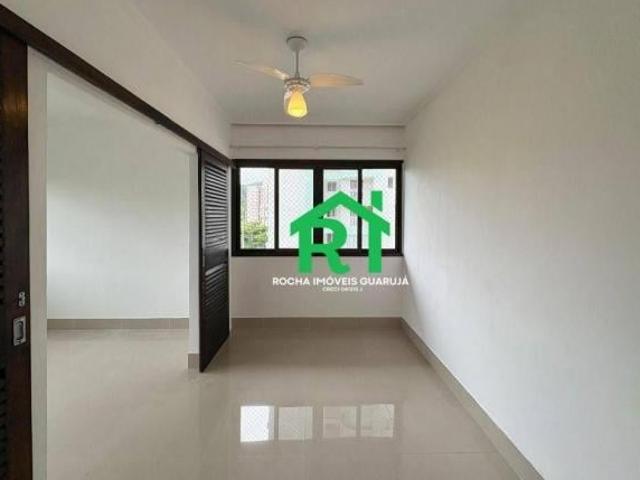 Apartamento à beira mar com 2 quartos, 1 vaga à venda no Tombo, Guarujá