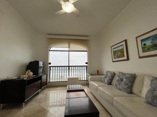 Apartamento à Beira Mar com Vista para o Mar à Venda na Pitangueiras no Guaru.