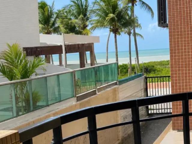 Apartamento à beira mar de Intermares ! 3 quartos sendo 2 suítes !