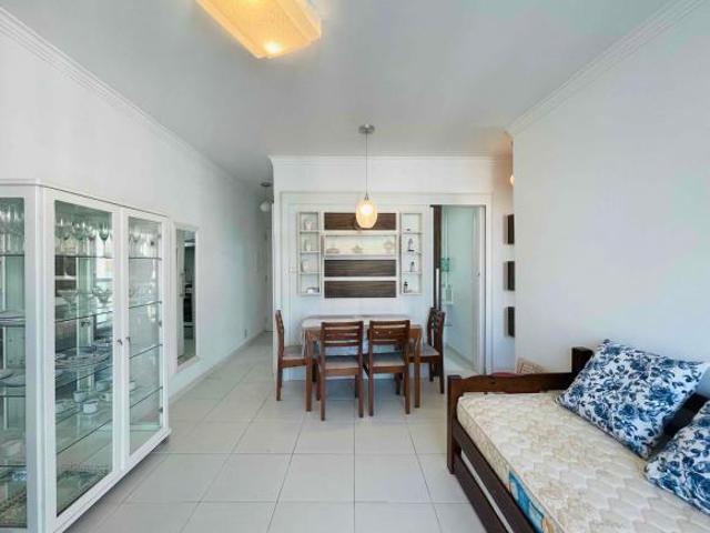 Apartamento à Beira Mar Sacada e vista mar, 1 Dormitório, 1 Suite à Venda na.