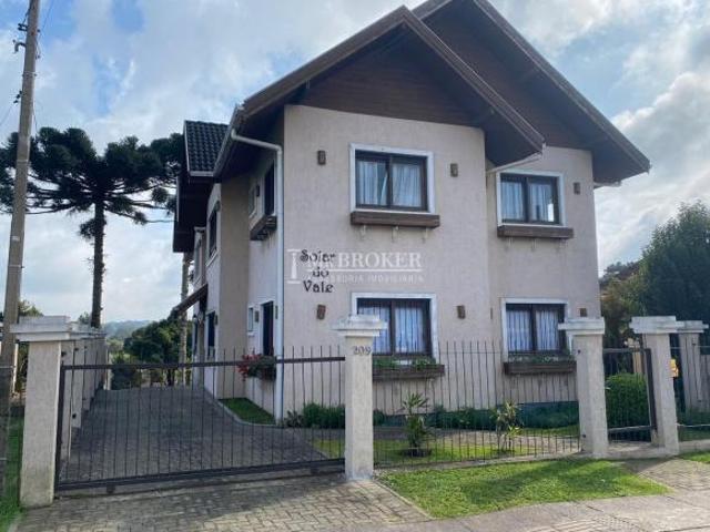 APARTAMENTO A POUCOS MINUTOS DO CENTRO DE CANELA