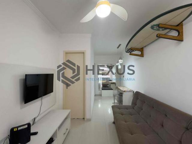 Apartamento a uma quadra da Praia das Pitangueiras, Guaruja