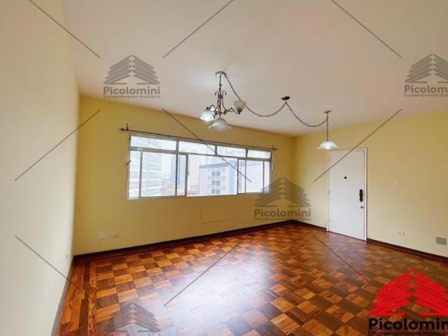 Apartamento a uma quadra da praia próximo ao Praiamar Shopping