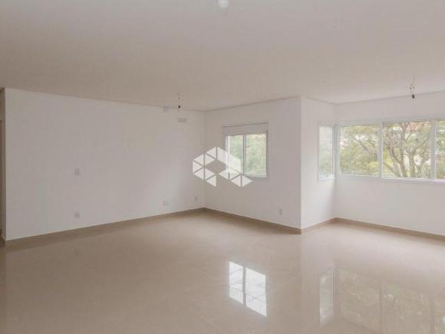 Apartamento a vemda em Petrópolis com 3 dormitórios
