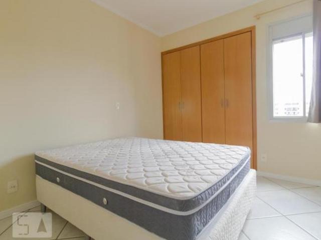 Apartamento à Venda Mansões Santo Antônio, 2 Quartos, 70 m2