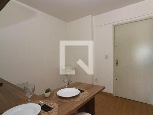 Apartamento à Venda Menino Deus, 1 Quarto, 35 m² Porto Alegre