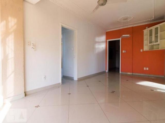 Apartamento à Venda Menino Deus, 3 Quartos, 76 m² Porto Alegre