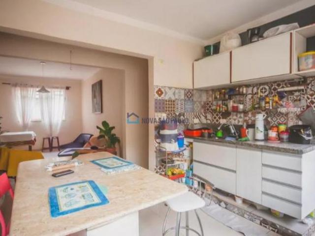 Apartamento à venda, metrô Praça da Árvore, amplo, sem vaga, sem elevador, condo
