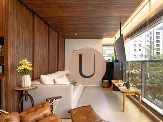 Apartamento á venda Mobiliado com 1 suíte, 1 vaga, 71m² Vila Nova Conceição