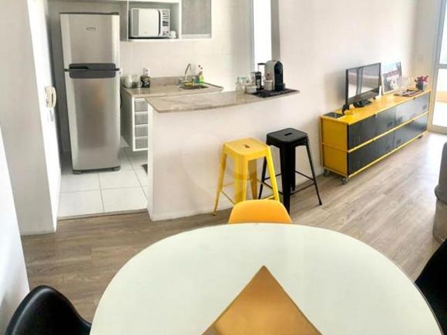 Apartamento a venda mobiliado em Pinheiros