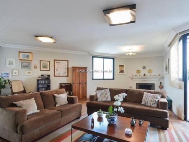 Apartamento à venda Moema São Paulo