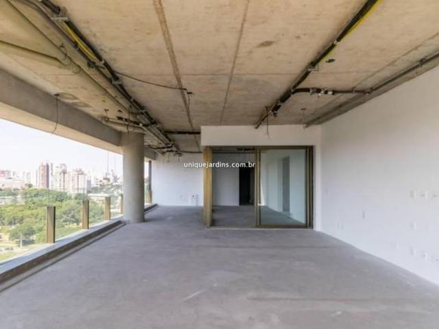 Apartamento à venda Moema São Paulo