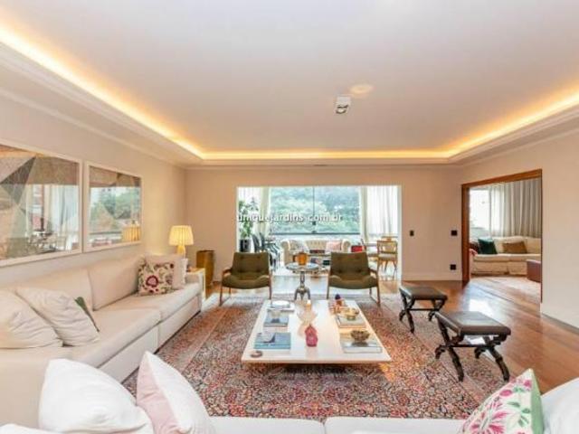Apartamento à venda Moema São Paulo