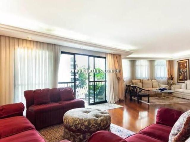 Apartamento à venda Moema São Paulo