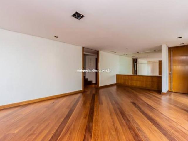 Apartamento à venda Moema São Paulo