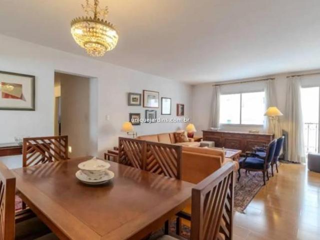 Apartamento à venda Moema São Paulo