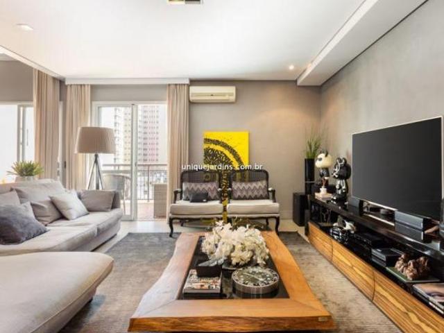 Apartamento à venda Moema São Paulo