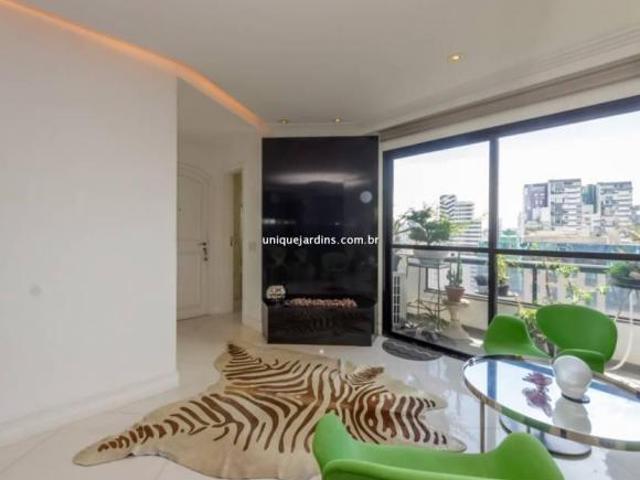 Apartamento à venda Moema São Paulo