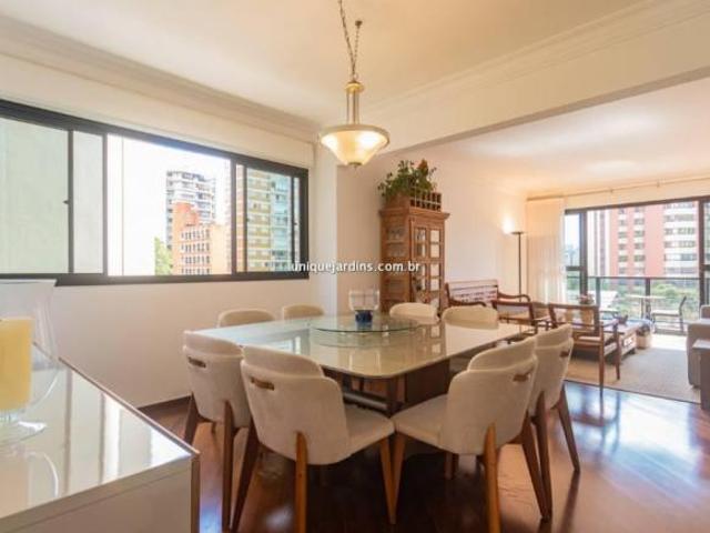 Apartamento à venda Moema São Paulo