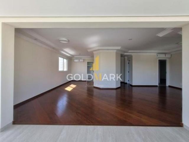 Apartamento à Venda Moema 142 metros 3 suítes 4 garagens