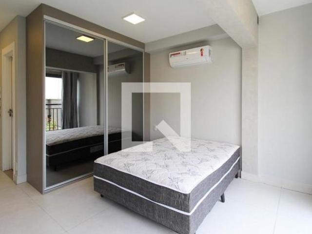 Apartamento à Venda Moema, 1 Quarto, 26 m2