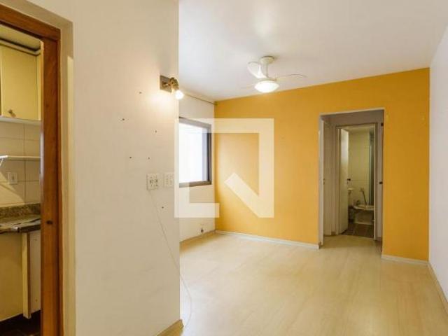 Apartamento à Venda Moema, 1 Quarto, 40 m2