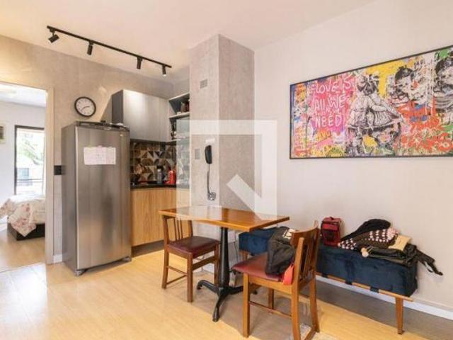 Apartamento à Venda Moema, 1 Quarto, 40 m2