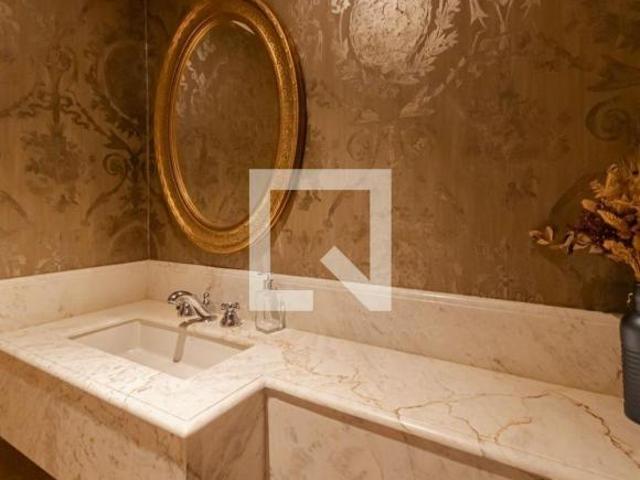 Apartamento à Venda Moema, 1 Quarto, 75 m2
