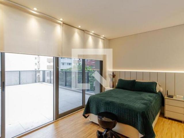 Apartamento à Venda Moema, 1 Quarto, 70 m2