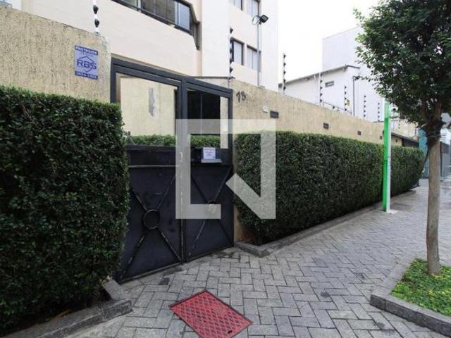 Apartamento à Venda Moema, 2 Quartos, 65 m2