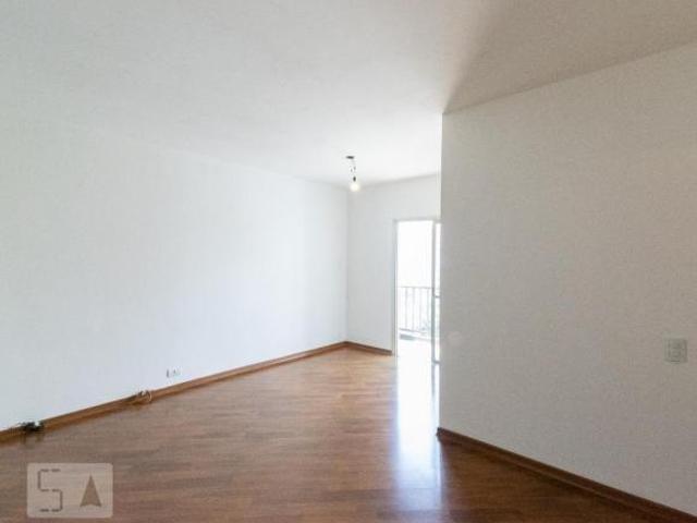 Apartamento à Venda Moema, 2 Quartos, 65 m2