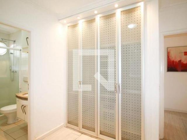 Apartamento à Venda Moema, 2 Quartos, 74 m2