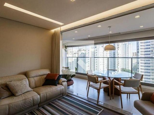 Apartamento à Venda Moema, 2 Quartos, 74 m2