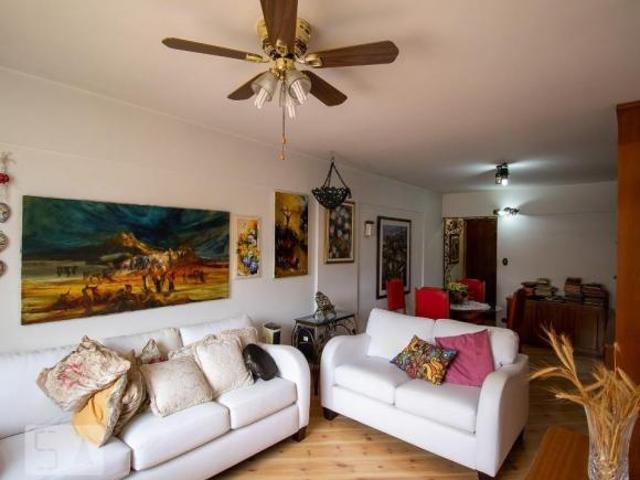 Apartamento à Venda Moema, 2 Quartos, 75 m2