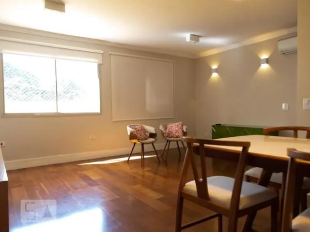 Apartamento à Venda Moema, 2 Quartos, 80 m2