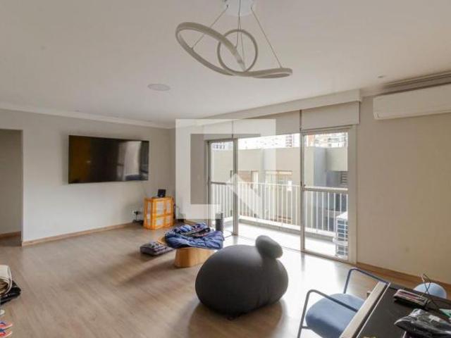 Apartamento à Venda Moema, 2 Quartos, 90 m2