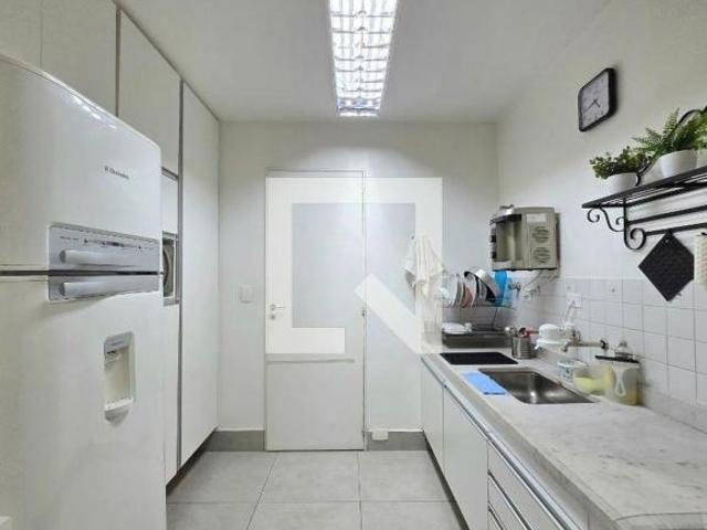 Apartamento à Venda Moema, 2 Quartos, 100 m2