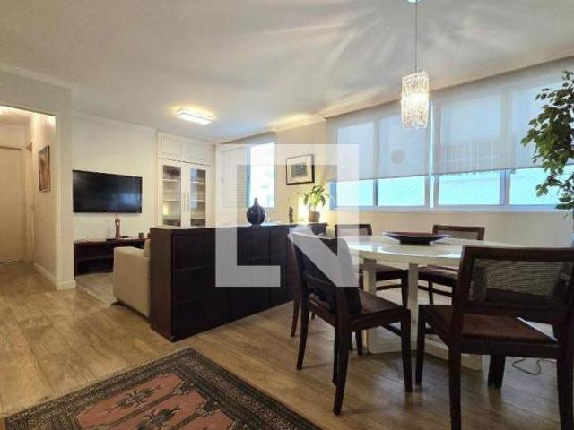 Apartamento à Venda Moema, 2 Quartos, 100 m2