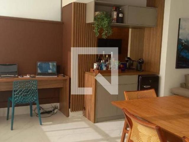 Apartamento à Venda Moema, 2 Quartos, 105 m2